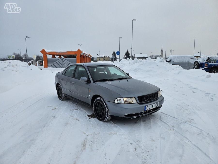 Audi A4 1997 in Klaipeda, with an engine capacity of 1.80 L and mileage of 244 thousand km for 999 €, photo 2 on AUTOMOTO.COM.LV