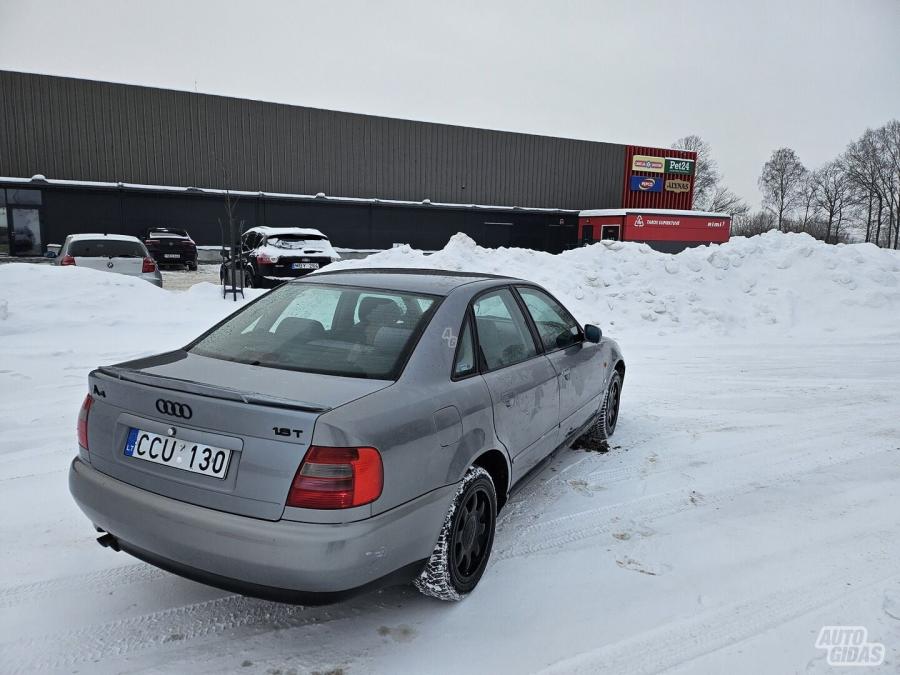 Audi A4 1997 in Klaipeda, with an engine capacity of 1.80 L and mileage of 244 thousand km for 999 €, photo 4 on AUTOMOTO.COM.LV