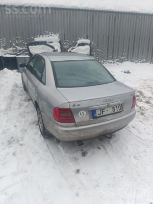 Audi A4 1997 Limbaži, ar dzinēja tilpumu 1.80 L un nobraukumu 351 tūkst. km par 550 €, foto 2 vietnē AUTOMOTO.COM.LV
