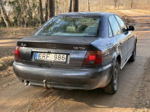 Audi A4 1997 Zarasai, ar dzinēja tilpumu 1.90 L un nobraukumu 40 tūkst. km par 300 €, foto 4 vietnē AUTOMOTO.COM.LV