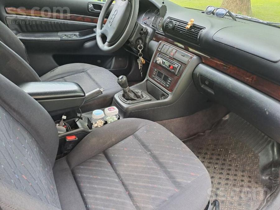 Audi A4 1997 Alūksne, ar dzinēja tilpumu 1.90 L un nobraukumu 455 tūkst. km par 980 €, foto 8 vietnē AUTOMOTO.COM.LV