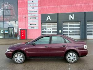 Audi A4 1997 Panevēža, ar dzinēja tilpumu 1.60 L un nobraukumu 0 tūkst. km par 350 €, foto 5 vietnē AUTOMOTO.COM.LV
