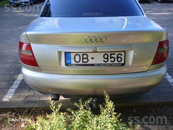 Audi A4 1998 in Riga, with an engine capacity of 1.60 L and mileage of 292 thousand km for 800 €, photo 4 on AUTOMOTO.COM.LV