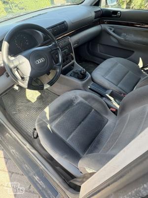 Audi A4 1998 in Siauliai, with an engine capacity of 1.60 L and mileage of 285 thousand km for 500 €, photo 4 on AUTOMOTO.COM.LV