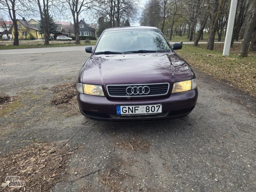 Audi A4 1998 Marijampole, ar dzinēja tilpumu 1.80 L un nobraukumu 310 tūkst. km par 600 €, foto 7 vietnē AUTOMOTO.COM.LV