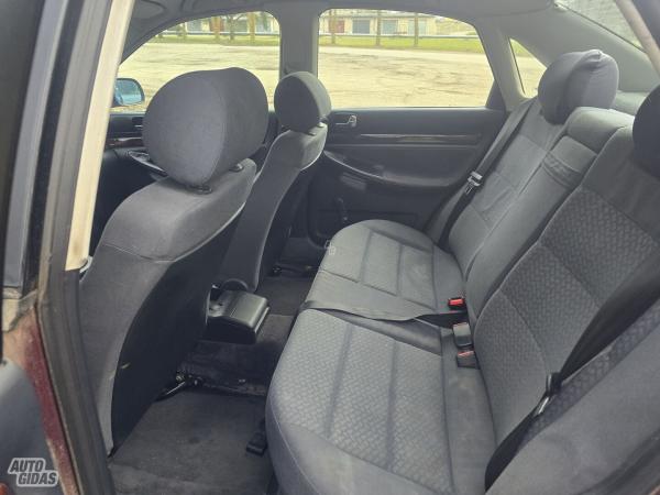 Audi A4 1998 Marijampole, ar dzinēja tilpumu 1.80 L un nobraukumu 310 tūkst. km par 600 €, foto 8 vietnē AUTOMOTO.COM.LV