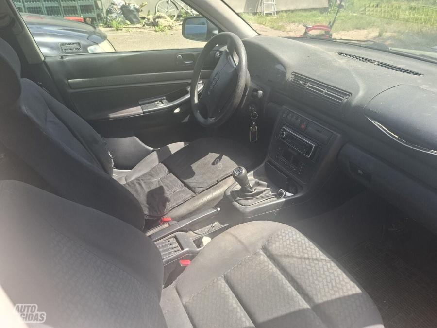 Audi A4 1998 in Salcininkai, with an engine capacity of 1.90 L and mileage of 353 thousand km for 800 €, photo 3 on AUTOMOTO.COM.LV