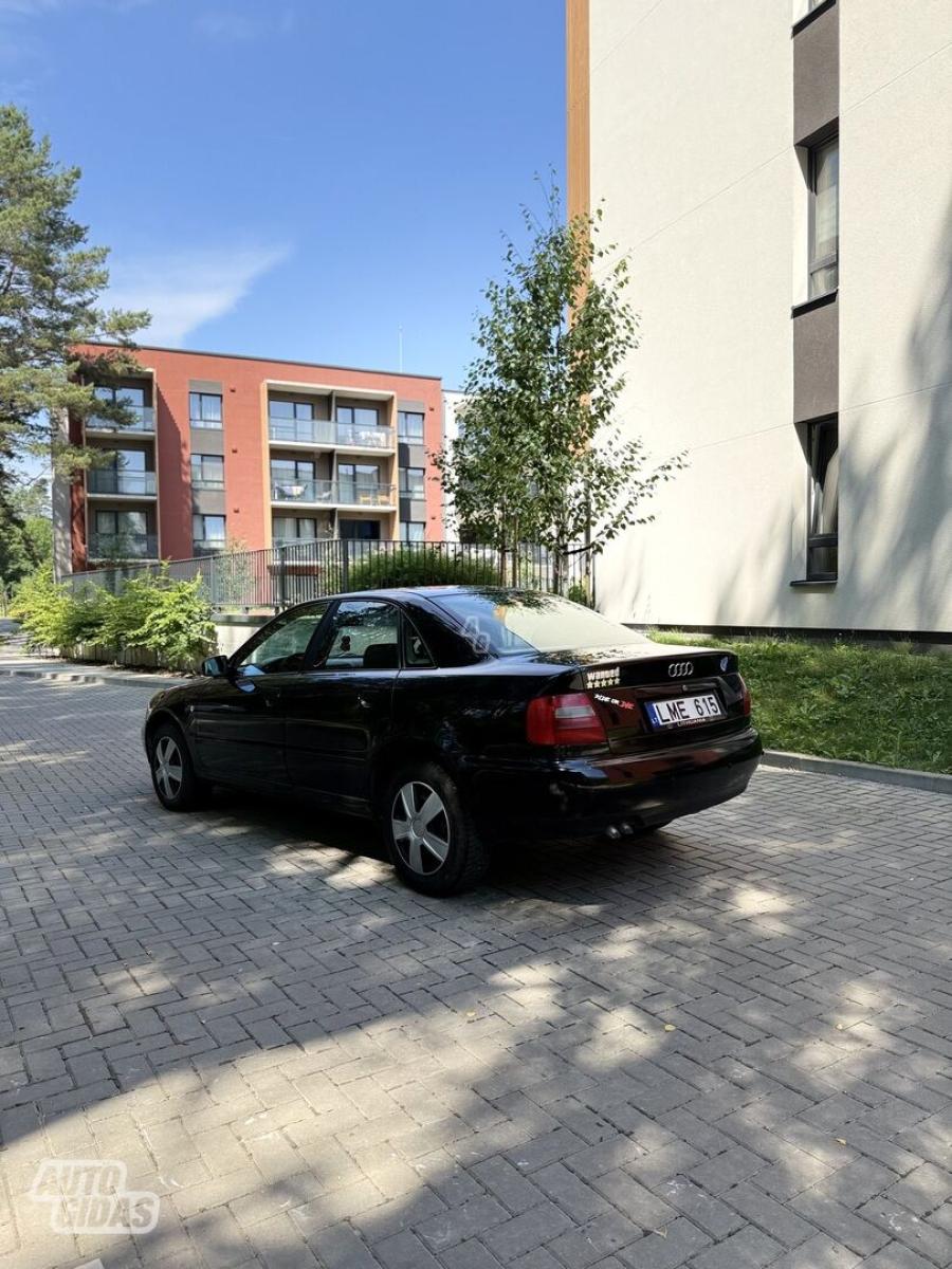 Audi A4 1998 in Vilnius, with an engine capacity of 1.90 L and mileage of 410 thousand km for 900 €, photo 6 on AUTOMOTO.COM.LV
