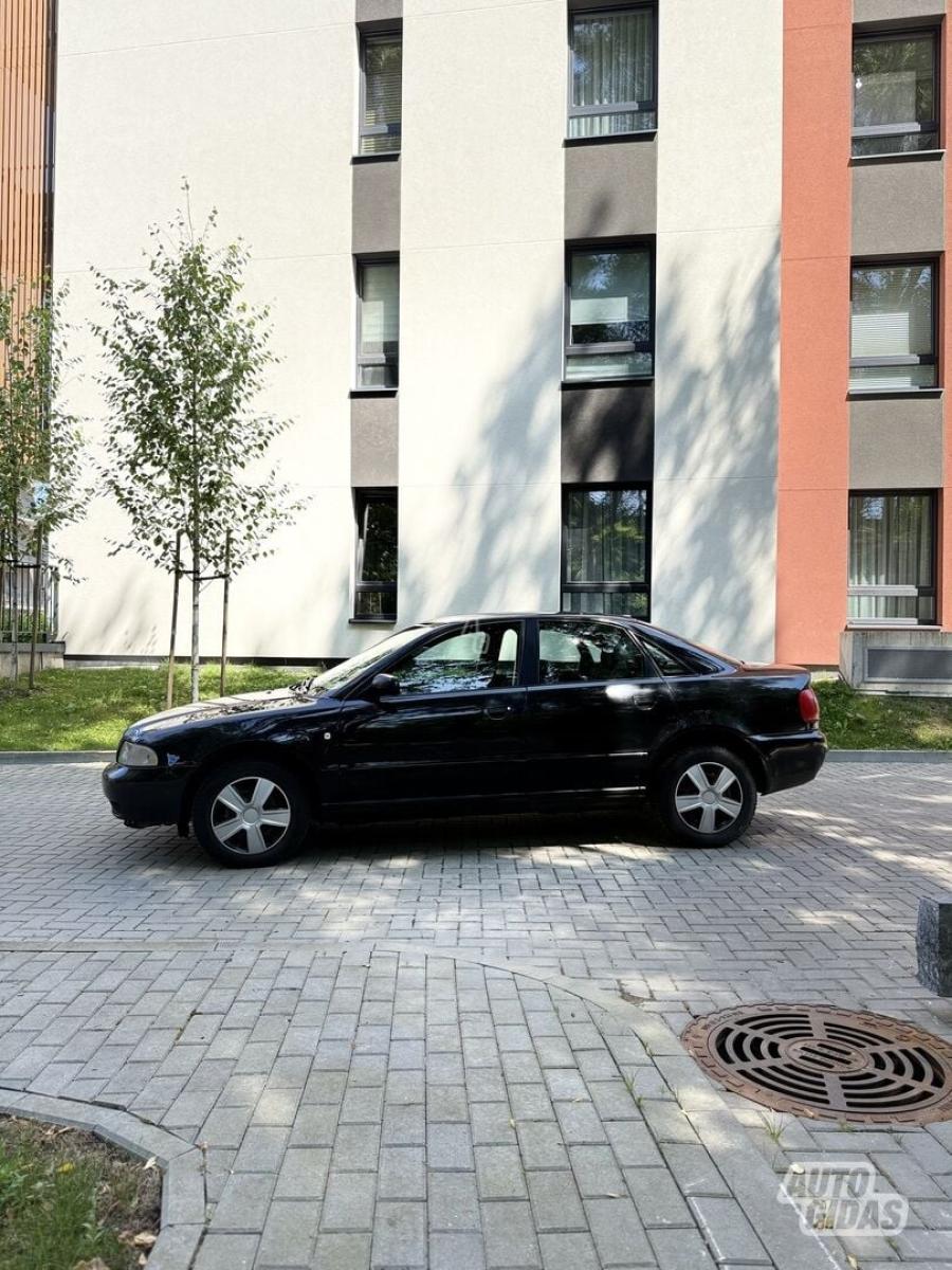 Audi A4 1998 in Vilnius, with an engine capacity of 1.90 L and mileage of 410 thousand km for 900 €, photo 7 on AUTOMOTO.COM.LV