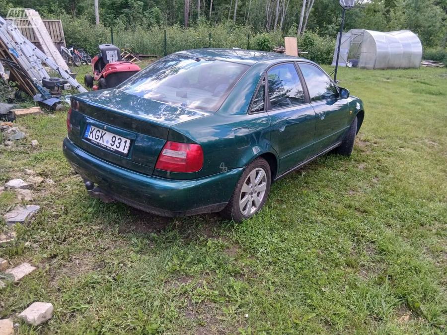 Ауди А4 1998 в Казлу-Руда, объемом двигателя 1.90 л и пробегом 420 тыс. км за 1400 €, фото 4 на AUTOMOTO.COM.LV