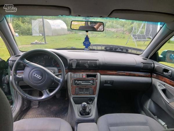 Ауди А4 1998 в Пренай, объемом двигателя 1.90 л и пробегом 420 тыс. км за 1200 €, фото 5 на AUTOMOTO.COM.LV