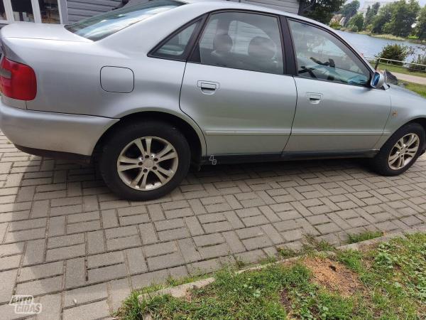 Audi A4 1998 in Druskininkai, with an engine capacity of 1.90 L and mileage of 338 thousand km for 1200 €, photo 4 on AUTOMOTO.COM.LV