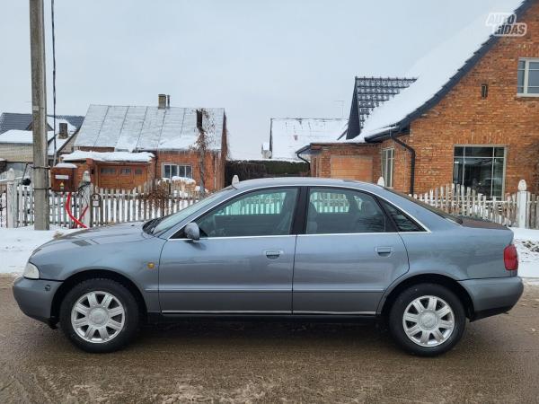 Audi A4 1999 Alīta, ar dzinēja tilpumu 2.50 L un nobraukumu 306 tūkst. km par 1050 €, foto 9 vietnē AUTOMOTO.COM.LV