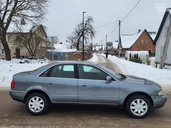 Audi A4 1999 Alīta, ar dzinēja tilpumu 2.50 L un nobraukumu 306 tūkst. km par 1050 €, foto 10 vietnē AUTOMOTO.COM.LV