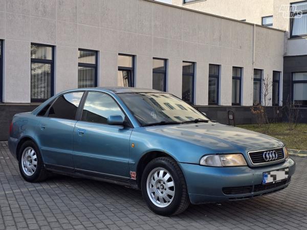 Audi A4 1999 Viļņa, ar dzinēja tilpumu 1.60 L un nobraukumu 369 tūkst. km par 620 €, foto 1 vietnē AUTOMOTO.COM.LV