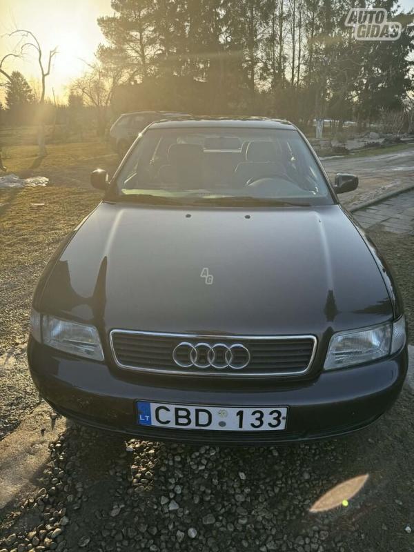 Audi A4 1999 in Vilnius, with an engine capacity of 1.60 L and mileage of 284 thousand km for 350 €, photo 1 on AUTOMOTO.COM.LV