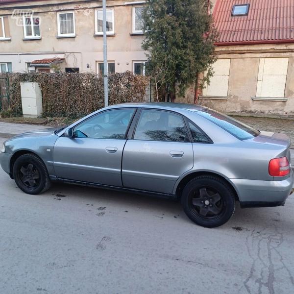 Audi A4 1999 Klaipėda, ar dzinēja tilpumu 1.90 L un nobraukumu 236 tūkst. km par 750 €, foto 8 vietnē AUTOMOTO.COM.LV