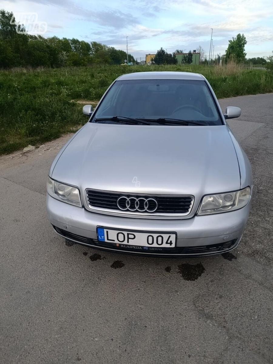 Audi A4 1999 Klaipėda, ar dzinēja tilpumu 1.60 L un nobraukumu 342 tūkst. km par 650 €, foto 4 vietnē AUTOMOTO.COM.LV