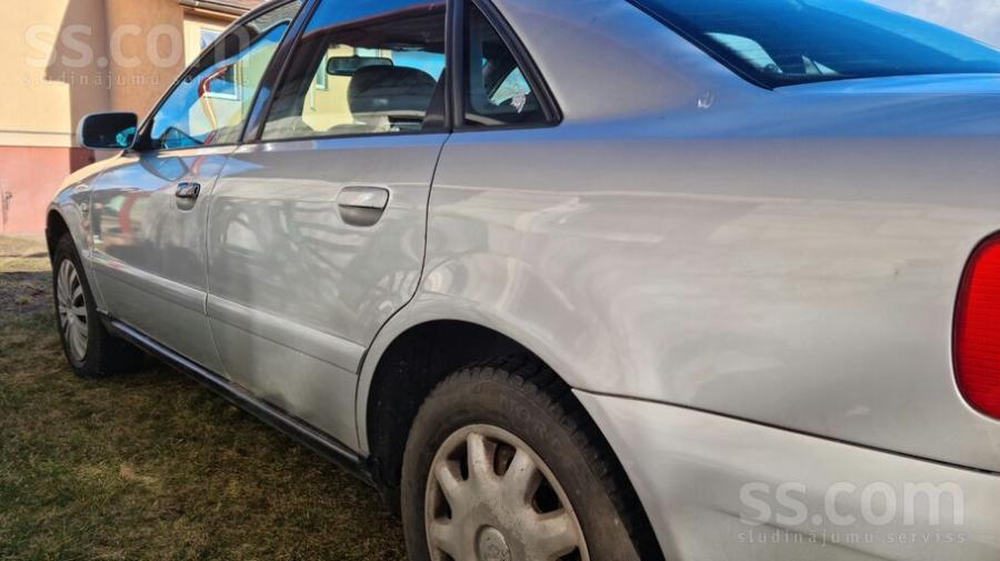 Audi A4 1999 Daugavpils, ar dzinēja tilpumu 1.90 L un nobraukumu 388 tūkst. km par 1500 €, foto 3 vietnē AUTOMOTO.COM.LV