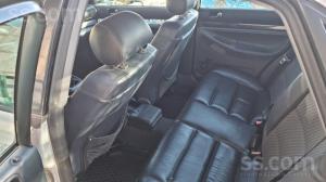 Audi A4 1999 Daugavpils, ar dzinēja tilpumu 1.90 L un nobraukumu 388 tūkst. km par 1500 €, foto 9 vietnē AUTOMOTO.COM.LV
