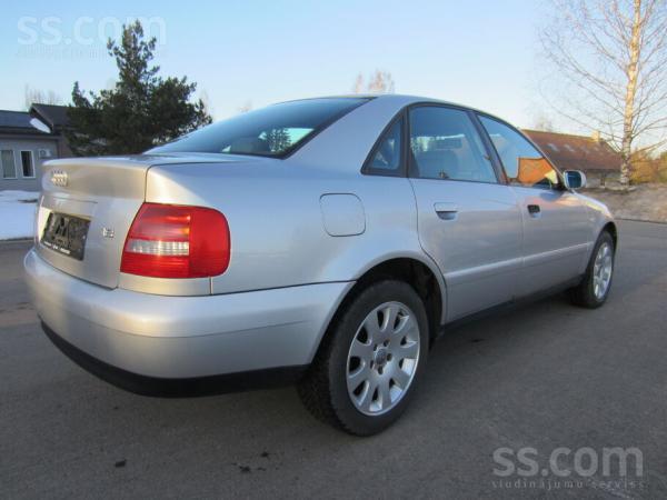 Audi A4 1999 in Jurmala, with an engine capacity of 1.60 L and mileage of 216 thousand km for 2000 €, photo 2 on AUTOMOTO.COM.LV