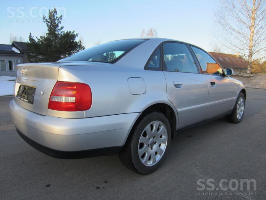 Audi A4 1999 Jūrmala, ar dzinēja tilpumu 1.60 L un nobraukumu 216 tūkst. km par 2000 €, foto 3 vietnē AUTOMOTO.COM.LV