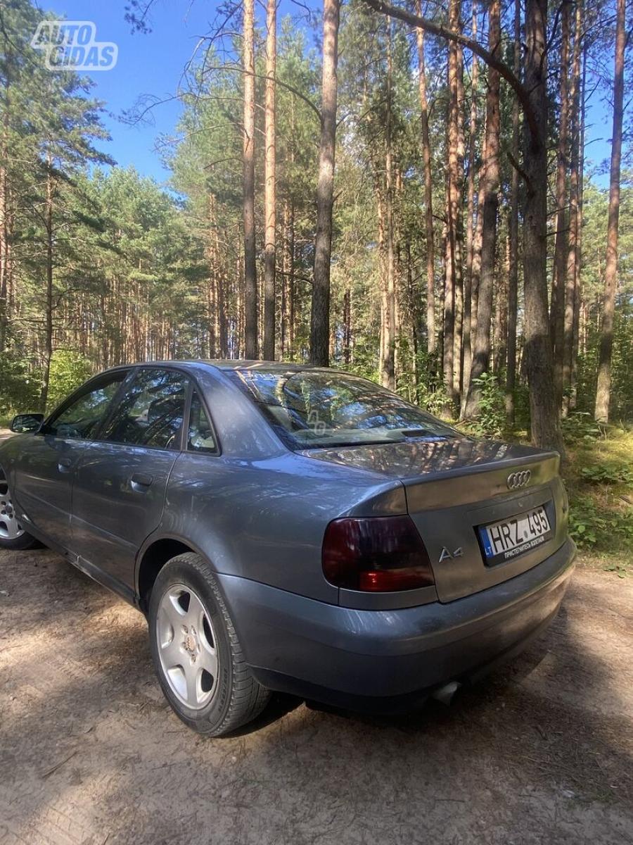 Audi A4 1999 in Vilnius, with an engine capacity of 1.60 L and mileage of 376 thousand km for 550 €, photo 6 on AUTOMOTO.COM.LV