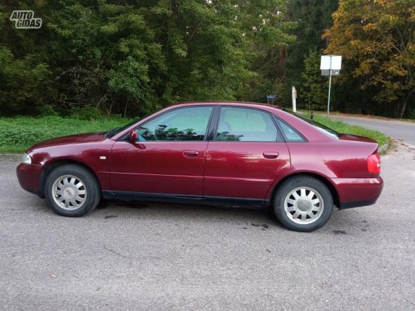 Audi A4 1999 Viļņa vietnē Audi A4 1999 Viļņa, ar dzinēja tilpumu 1.60 L un nobraukumu 204 tūkst. km par 1190 €, foto 4 vietnē AUTOMOTO.COM.LV
