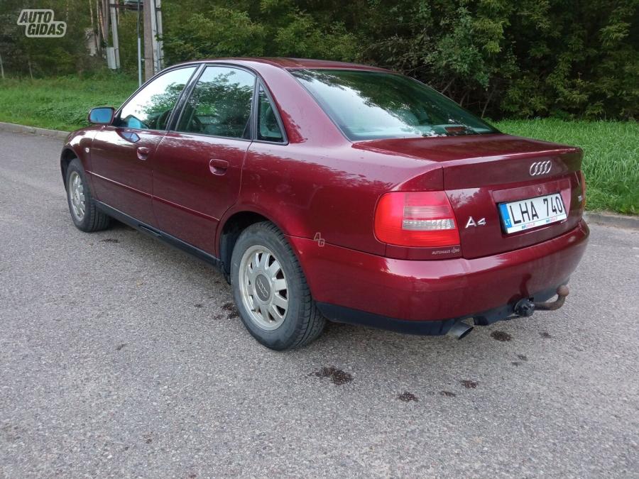 Ауди А4 1999 в Вильнюс, объемом двигателя 1.60 л и пробегом 204 тыс. км за 1190 €, фото 5 на AUTOMOTO.COM.LV