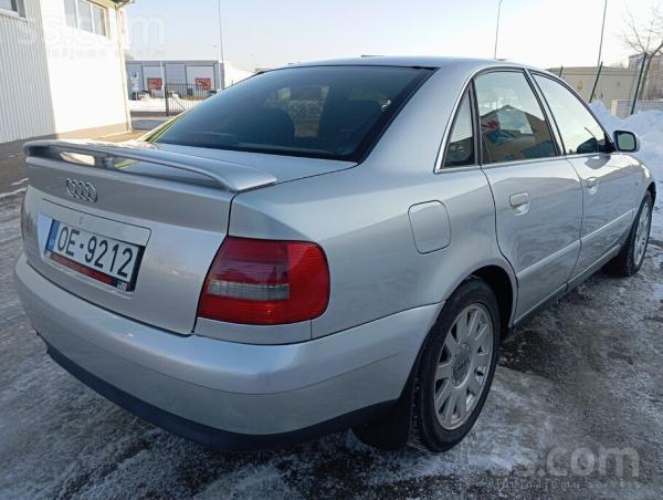 Audi A4 2000 Jelgava, ar dzinēja tilpumu 2.50 L un nobraukumu 389 tūkst. km par 4000 €, foto 3 vietnē AUTOMOTO.COM.LV