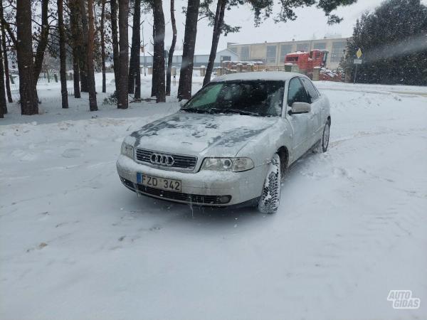 Audi A4 2000 Kauņa, ar dzinēja tilpumu 1.90 L un nobraukumu 302 tūkst. km par 525 €, foto 1 vietnē AUTOMOTO.COM.LV