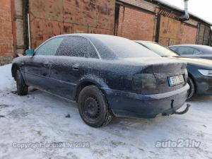 Audi A4 2000 Tartu, ar dzinēja tilpumu 2.50 L un nobraukumu 0 tūkst. km par 999 €, foto  vietnē AUTOMOTO.COM.LV