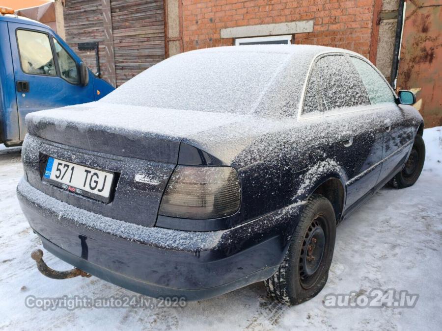 Audi A4 2000 Tartu, ar dzinēja tilpumu 2.50 L un nobraukumu 0 tūkst. km par 999 €, foto 3 vietnē AUTOMOTO.COM.LV