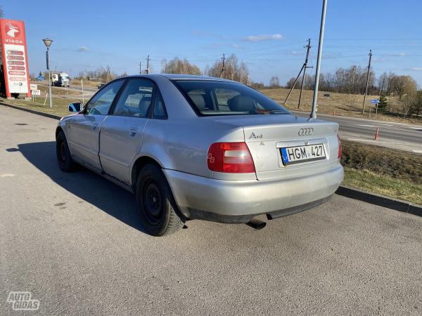 Audi A4 2000 Kauņa, ar dzinēja tilpumu 1.80 L un nobraukumu 366 tūkst. km par 450 €, foto 7 vietnē AUTOMOTO.COM.LV