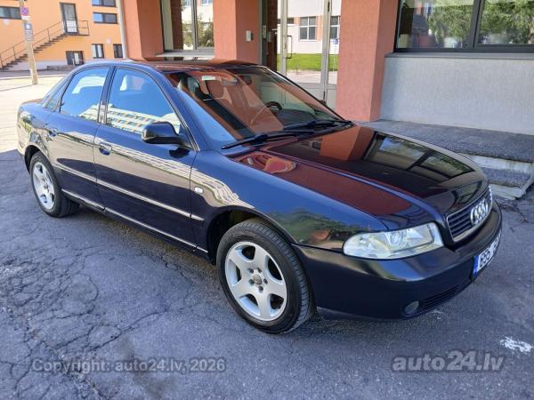Audi A4 2000 Tallina, ar dzinēja tilpumu 1.90 L un nobraukumu 257 tūkst. km par 2499 €, foto 1 vietnē AUTOMOTO.COM.LV