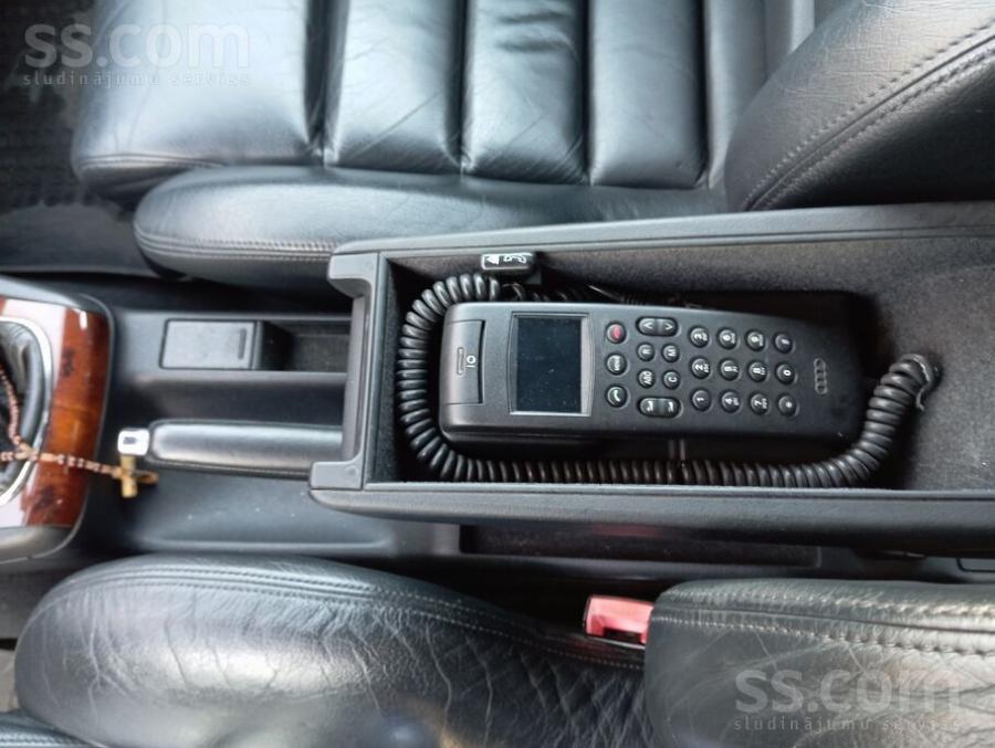 Audi A4 2000 Jelgava, ar dzinēja tilpumu 2.50 L un nobraukumu 389 tūkst. km par 4700 €, foto 14 vietnē AUTOMOTO.COM.LV