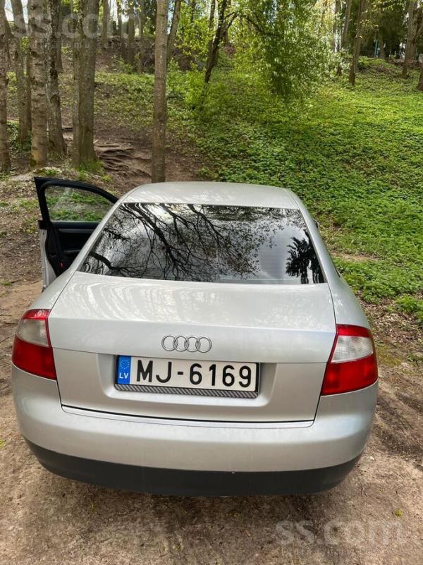 Audi A4 2001 in Bauska, with an engine capacity of 1.90 L and mileage of 323 thousand km for 2000 €, photo 4 on AUTOMOTO.COM.LV