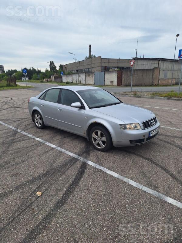 Audi A4 2001 in Daugavpils, with an engine capacity of 1.90 L and mileage of 333 thousand km for 850 €, photo 2 on AUTOMOTO.COM.LV