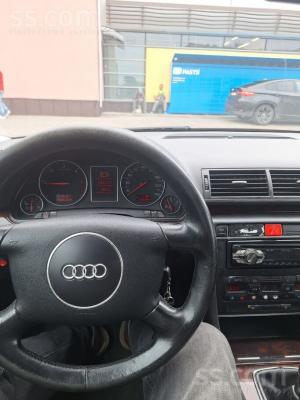 Audi A4 2001 in Daugavpils, with an engine capacity of 1.90 L and mileage of 333 thousand km for 850 €, photo 3 on AUTOMOTO.COM.LV