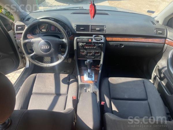 Audi A4 2001 Jelgava, ar dzinēja tilpumu 2.00 L un nobraukumu 375 tūkst. km par 600 €, foto 5 vietnē AUTOMOTO.COM.LV