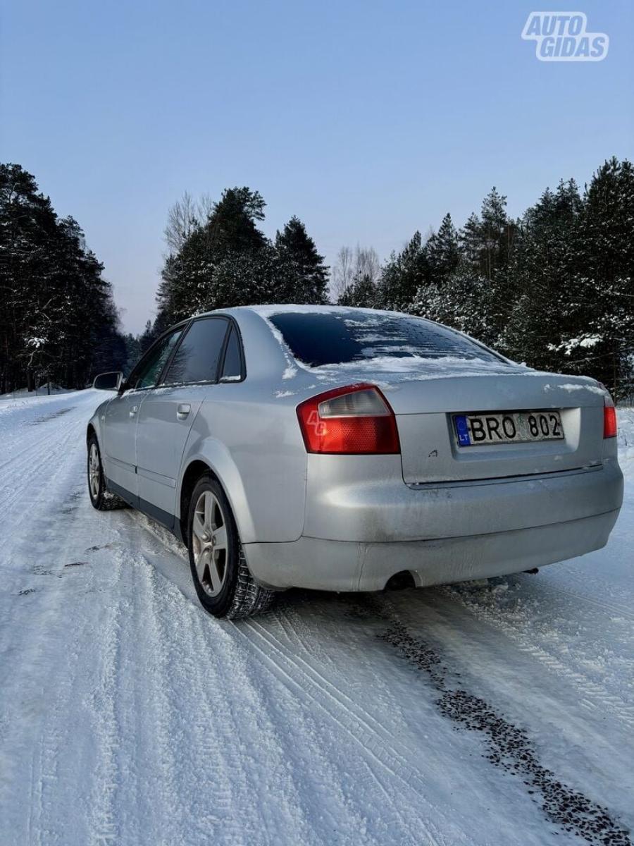 Audi A4 2001 Ignalina, ar dzinēja tilpumu 1.90 L un nobraukumu 250 tūkst. km par 950 €, foto 4 vietnē AUTOMOTO.COM.LV