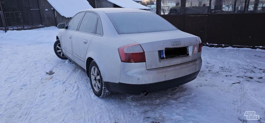 Audi A4 2001 Viļņa, ar dzinēja tilpumu 2.00 L un nobraukumu 300 tūkst. km par 550 €, foto 3 vietnē AUTOMOTO.COM.LV