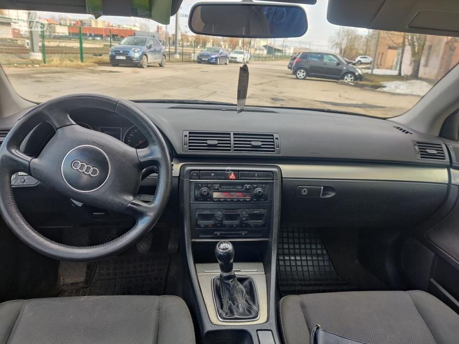 Audi A4 2001 Šauļi, ar dzinēja tilpumu 1.90 L un nobraukumu 500 tūkst. km par 1000 €, foto 6 vietnē AUTOMOTO.COM.LV