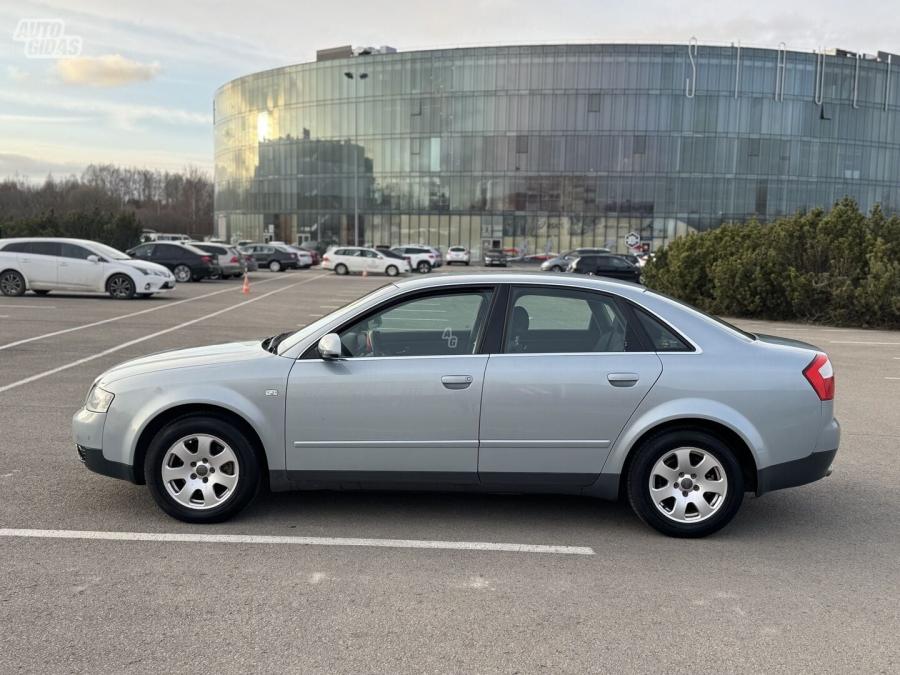 Audi A4 2001 Šauļi, ar dzinēja tilpumu 2.00 L un nobraukumu 238 tūkst. km par 1480 €, foto 3 vietnē AUTOMOTO.COM.LV