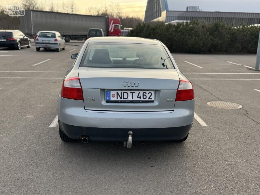 Audi A4 2001 Šauļi, ar dzinēja tilpumu 2.00 L un nobraukumu 238 tūkst. km par 1480 €, foto 8 vietnē AUTOMOTO.COM.LV