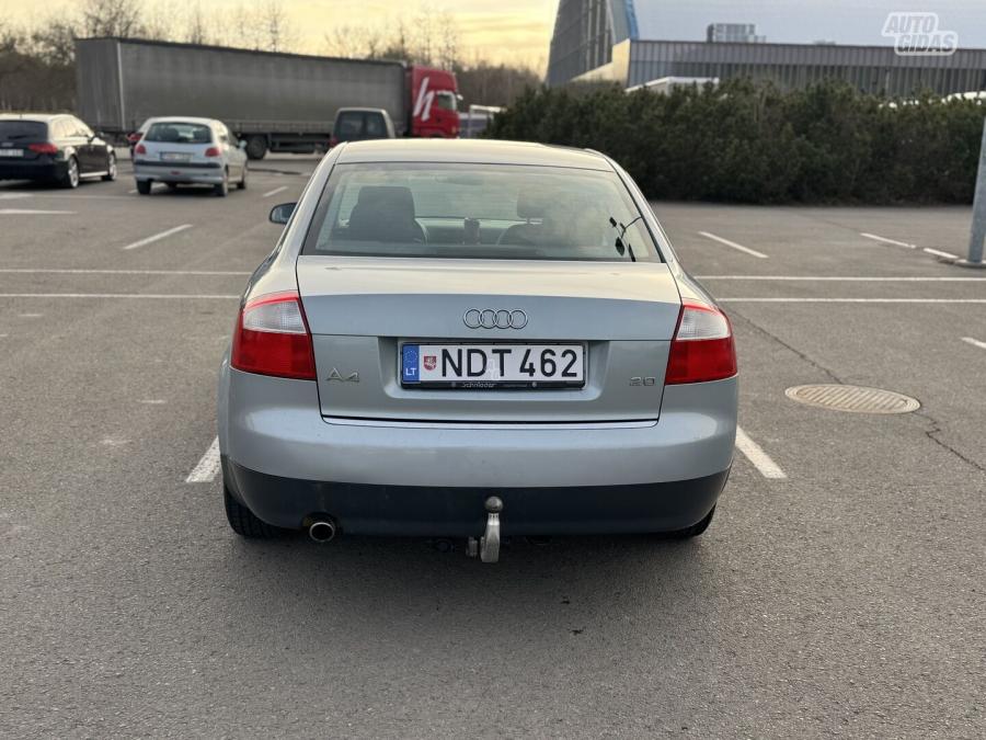 Audi A4 2001 Šauļi, ar dzinēja tilpumu 2.00 L un nobraukumu 238 tūkst. km par 1650 €, foto 4 vietnē AUTOMOTO.COM.LV