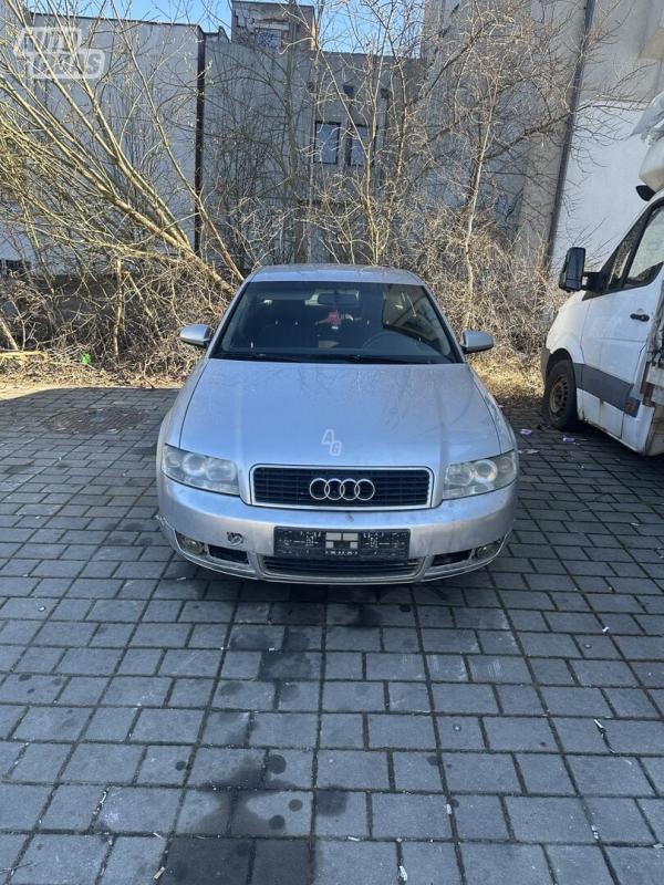 Audi A4 2001 Viļņa, ar dzinēja tilpumu 1.90 L un nobraukumu 250 tūkst. km par 370 €, foto 1 vietnē AUTOMOTO.COM.LV