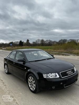 Audi A4 2001 Viļņa, ar dzinēja tilpumu 1.90 L un nobraukumu 450 tūkst. km par 1900 €, foto  vietnē AUTOMOTO.COM.LV