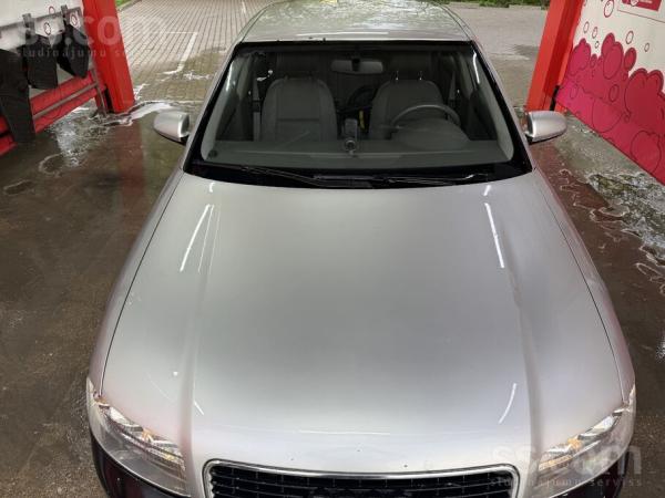 Audi A4 2001 Rīga, ar dzinēja tilpumu 2.00 L un nobraukumu 289 tūkst. km par 1200 €, foto 4 vietnē AUTOMOTO.COM.LV