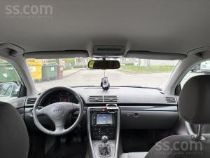 Audi A4 2001 in Riga, with an engine capacity of 2.00 L and mileage of 289 thousand km for 1200 €, photo 9 on AUTOMOTO.COM.LV